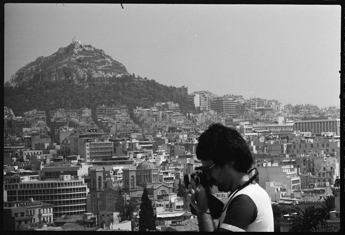 Μια βόλτα στην Αθήνα την τελευταία χρονιά της δεκαετίας του '70 | LiFO